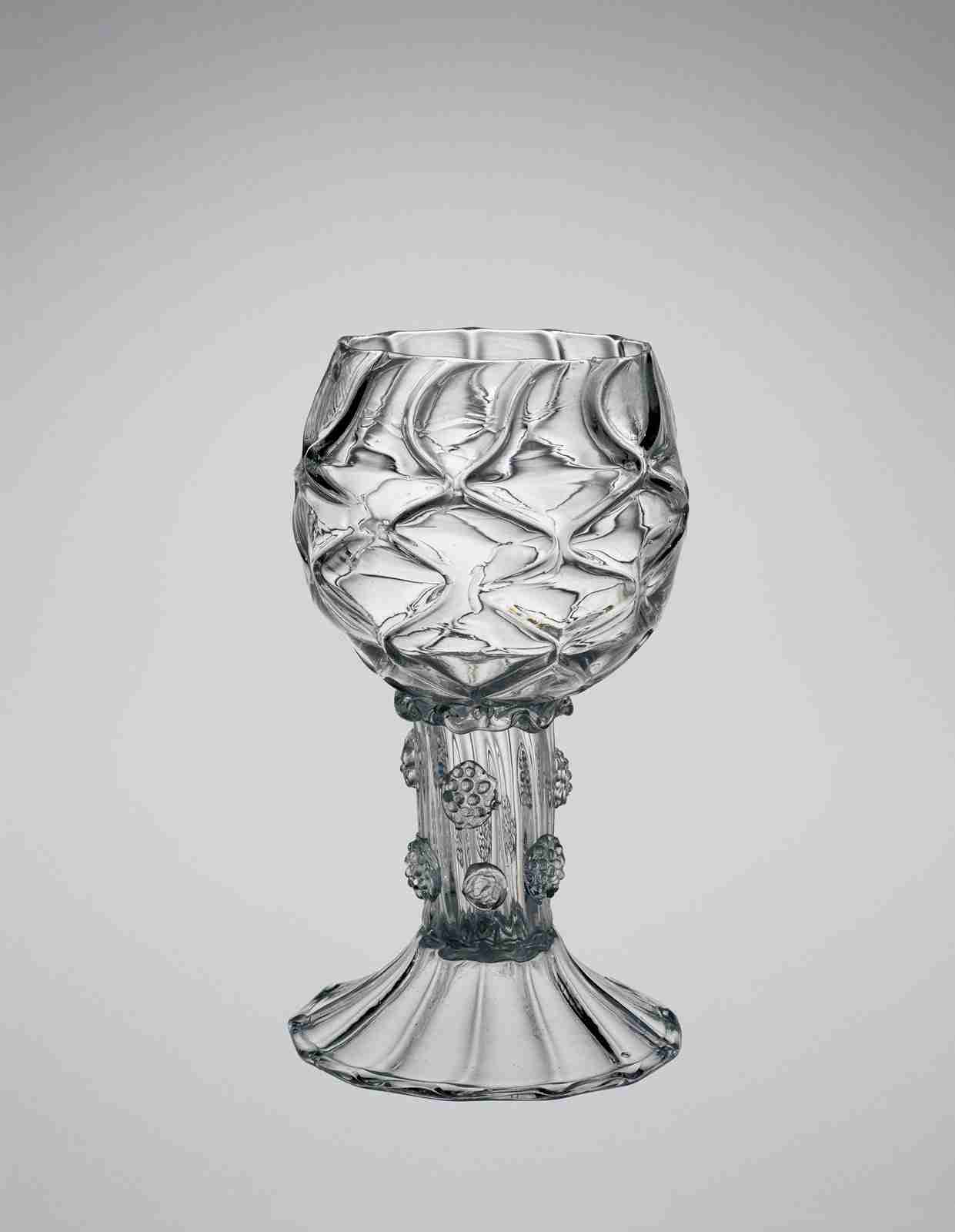 The History Of Wine Glasses (CliffsNotes) | Armchair Sommelier